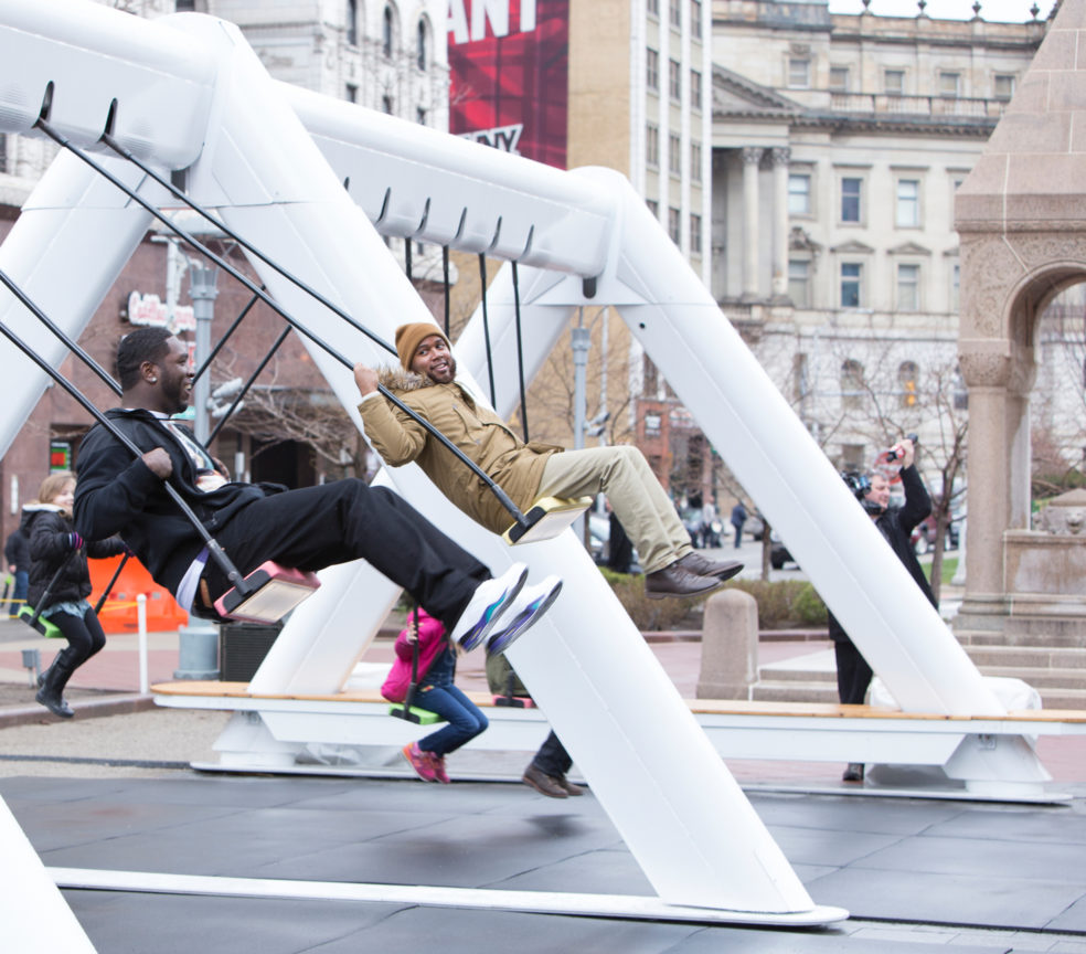 Musical Swings, touring | Daily tous les jours