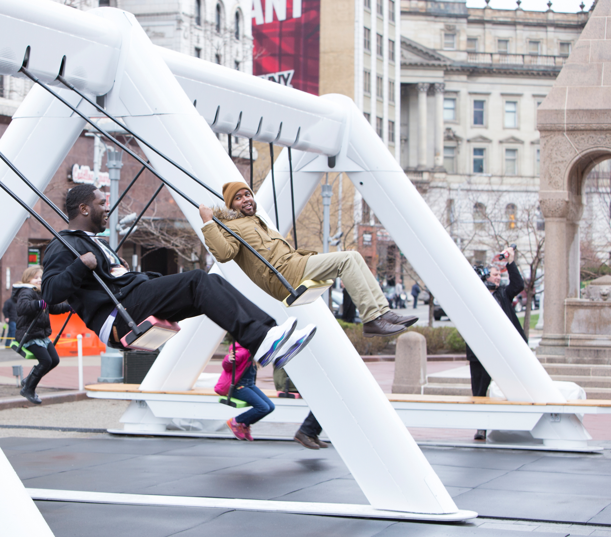 Musical Swings, touring | Daily tous les jours