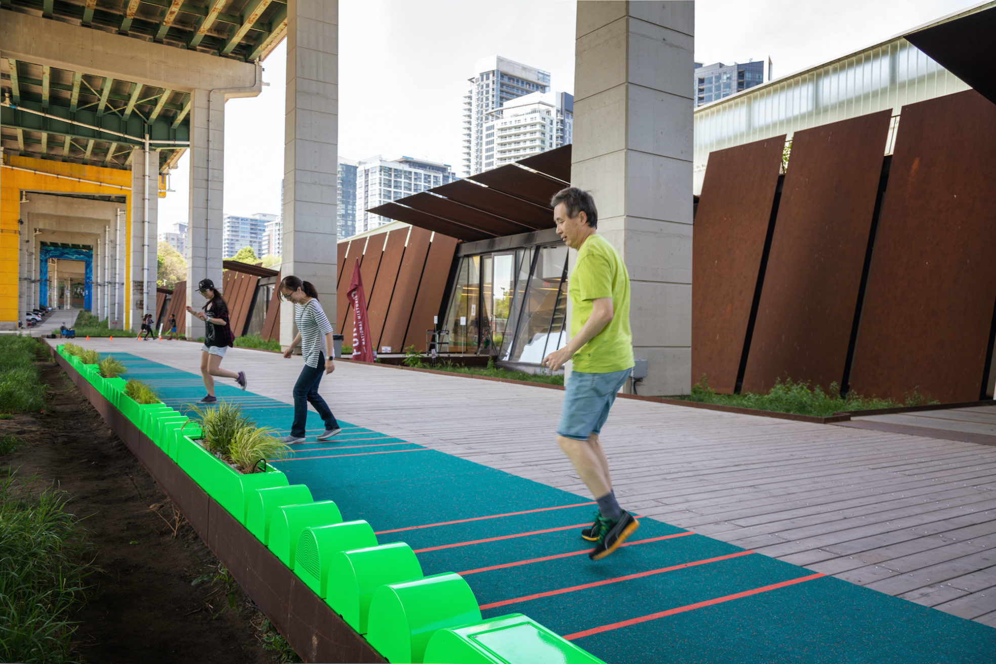 Walk Walk Dance | Daily tous les jours