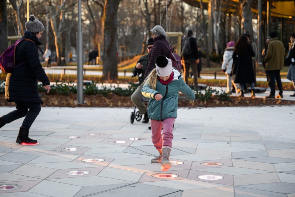 Cimbalom Circle | Daily tous les jours