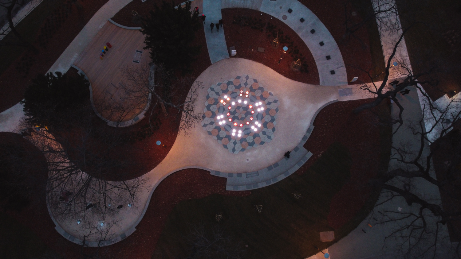 Cimbalom Circle | Daily tous les jours